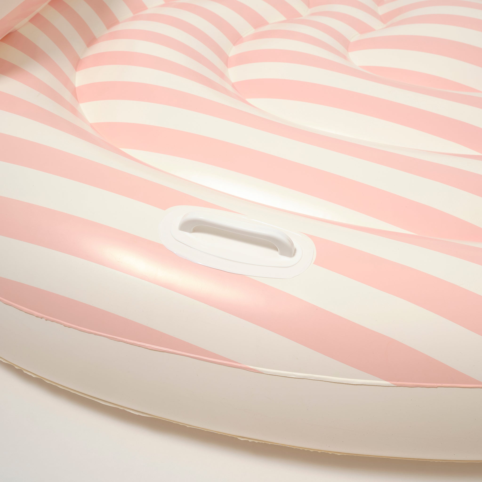 Twin Lie-On Float | Stole My Heart Pink Stripe – SUNNYLiFE US