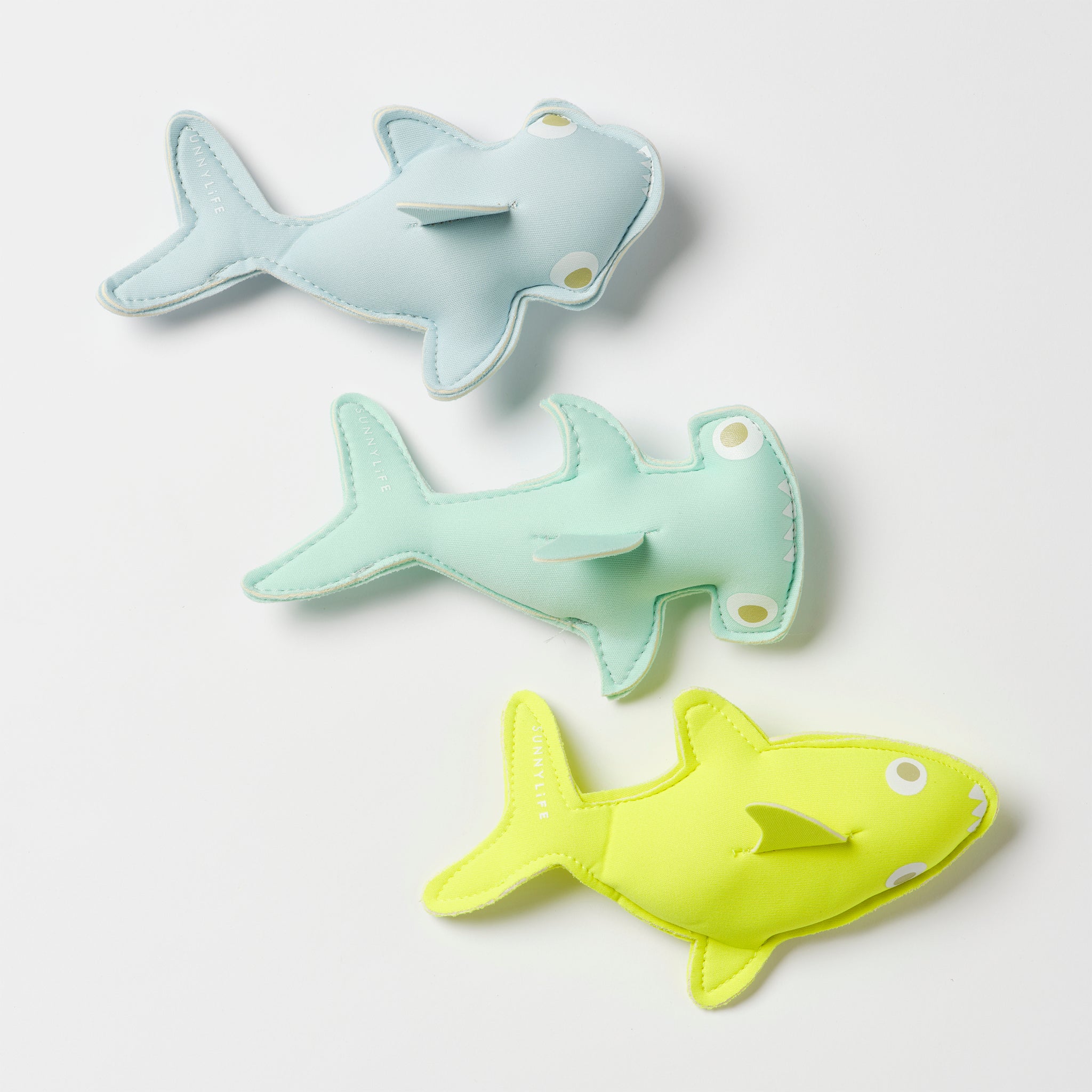 Dive Buddies | Salty the Shark Aqua Neon Yellow - SUNNYLiFE – SUNNYLiFE US
